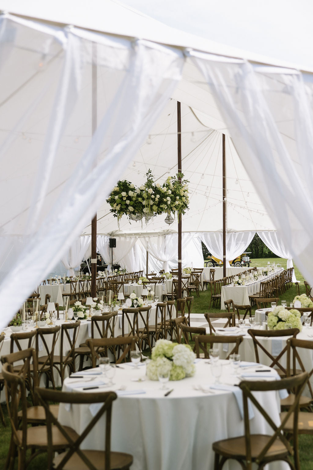 Sydney + Micah: Wedding in Western Minnesota – Love Always Floral